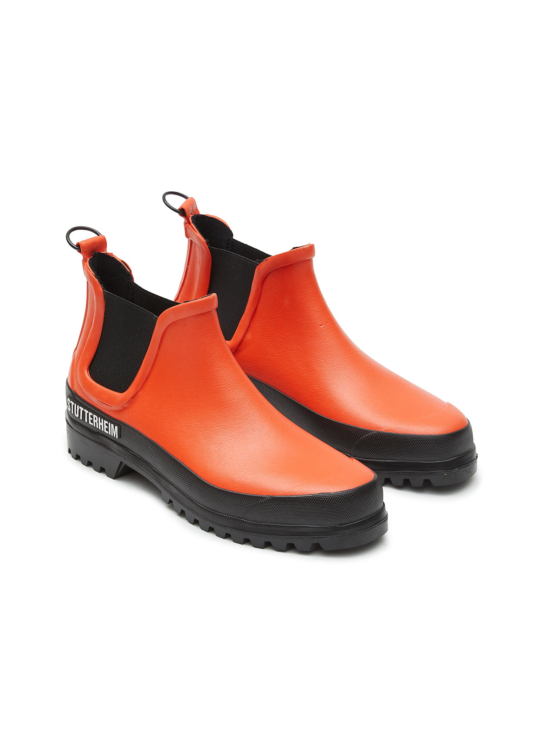 ‘CHELSEA RAINWALKER’ RUBBER SHORT RAIN BOOTS
