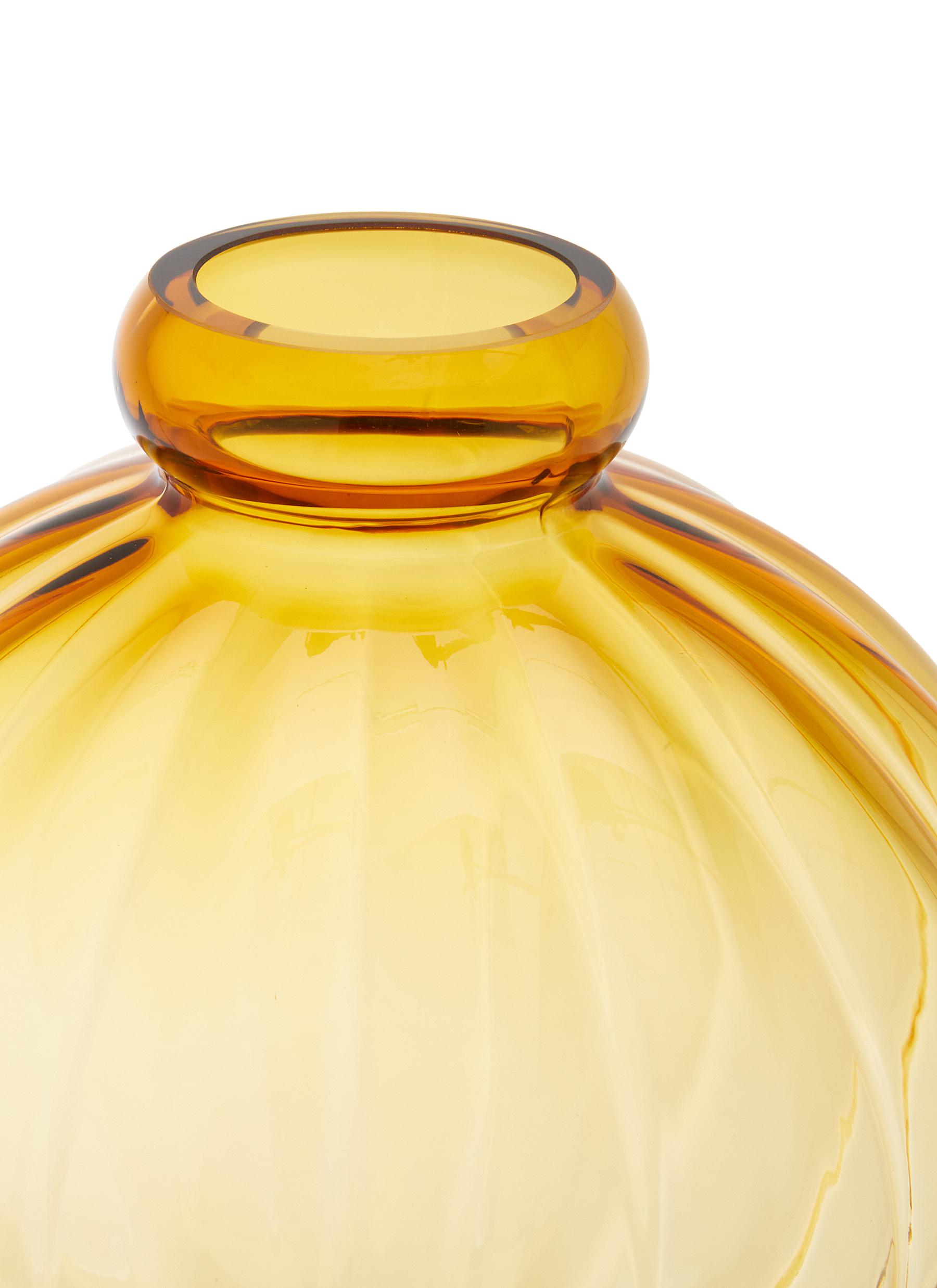 BALLOON VASE 01 — AMBER