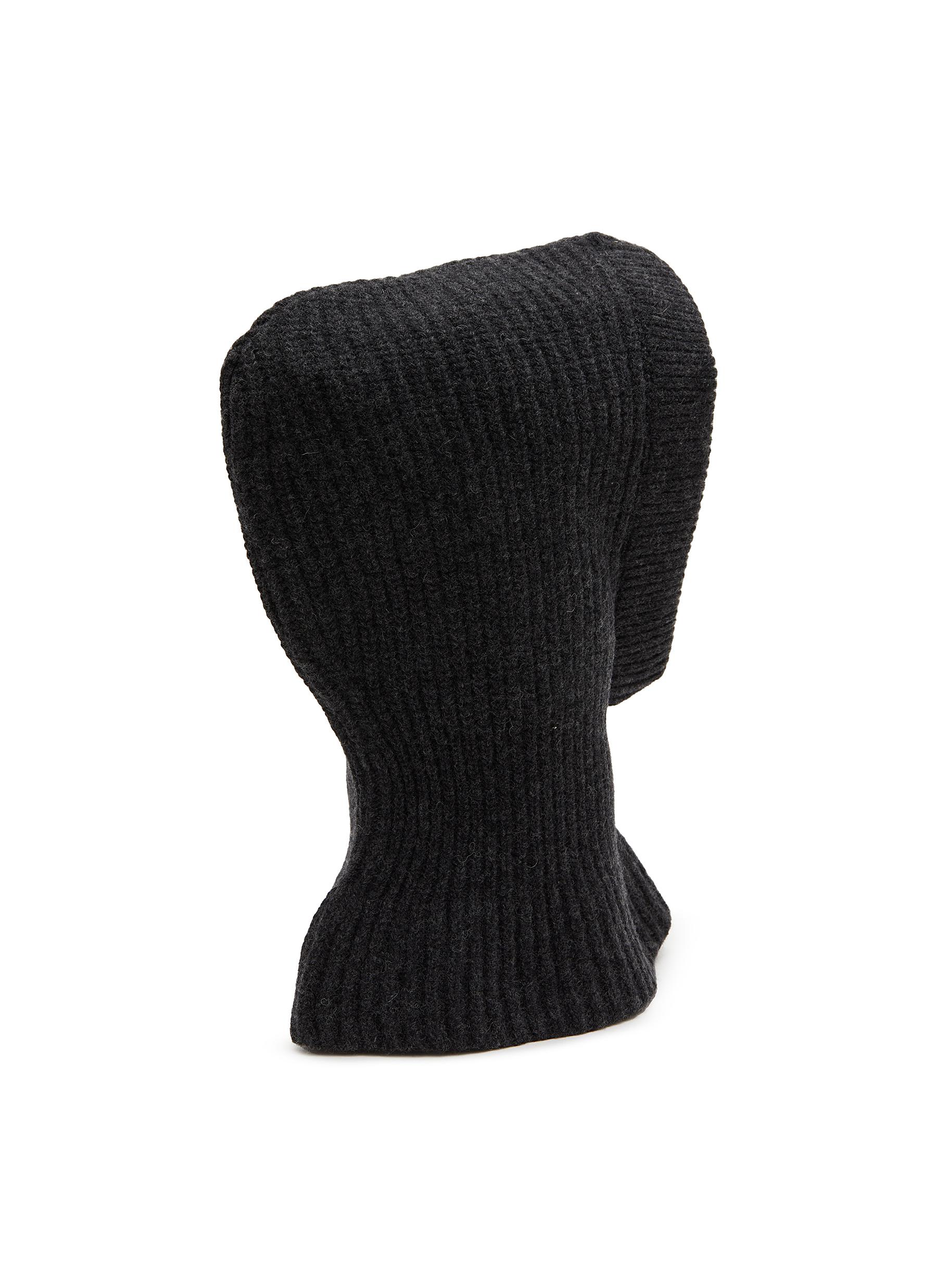 KNITTED WOOL HOOD